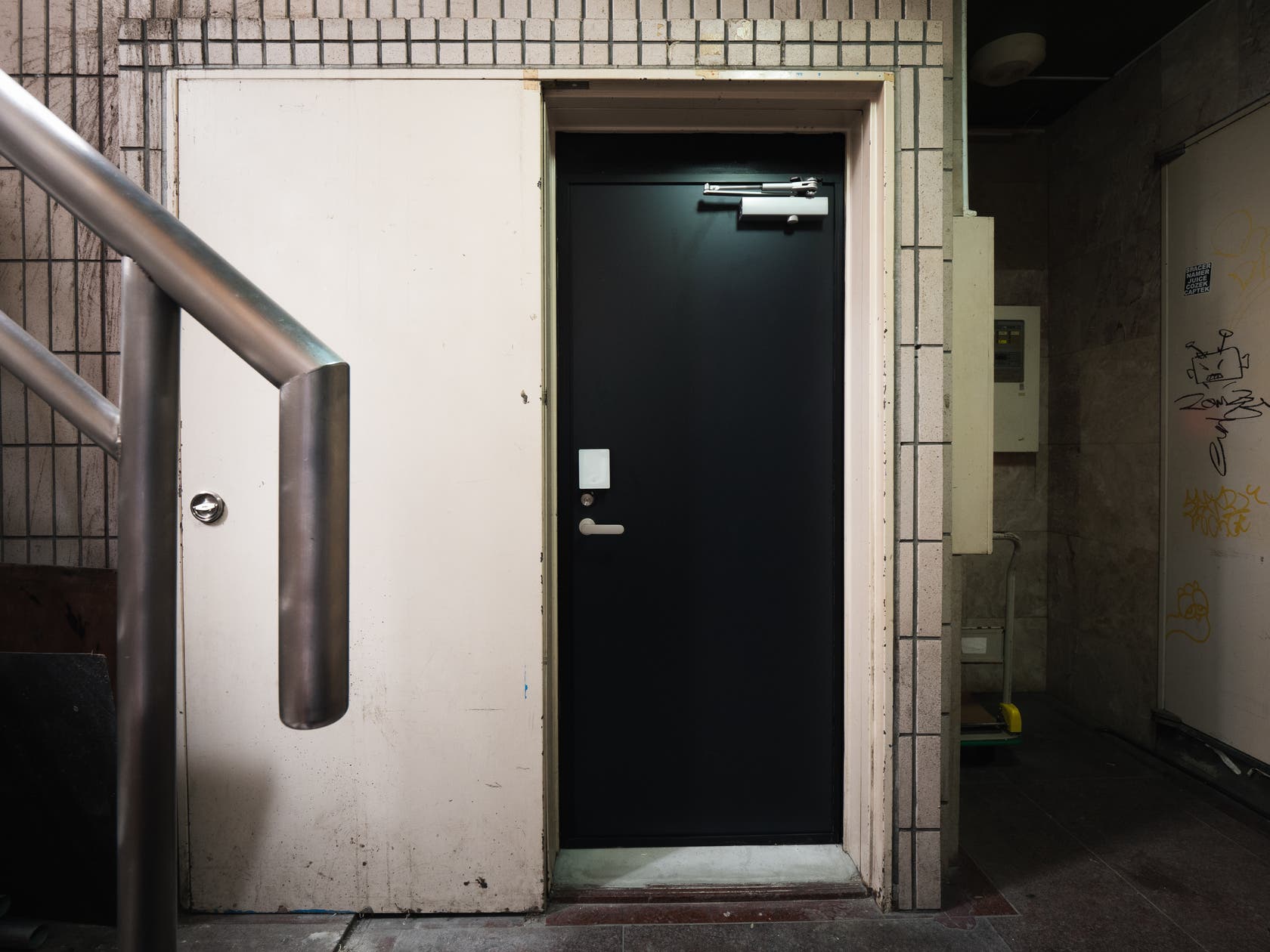 🏆2024年ベストホスト賞受賞🏆【駅徒歩1分】黒とコンクリートのインダストリアルなスタジオ・撮影スペース📸ダンス/Youtubeの写真26