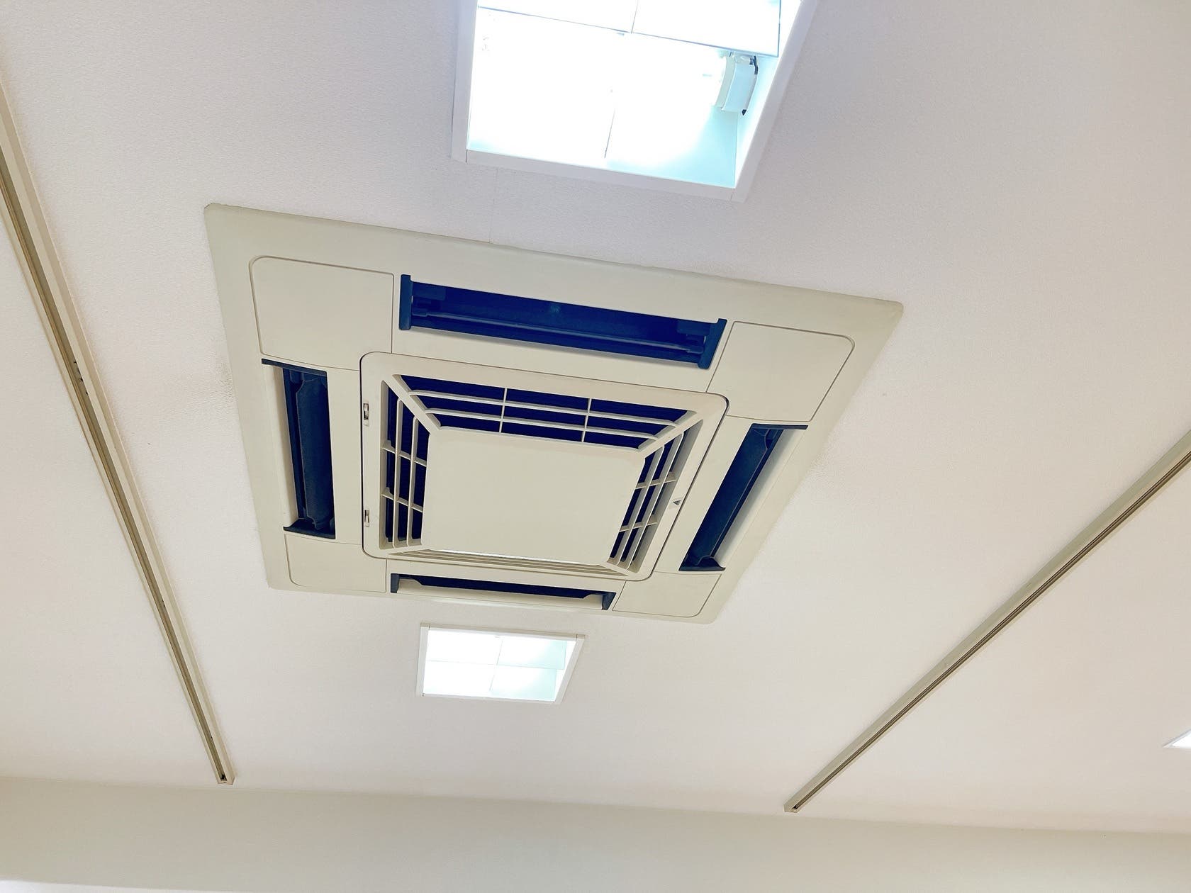 🉐24時間営業！三鷹駅徒歩6分 約50㎡のスタジオ／幅6m大型鏡 ダンス・ヨガ・ビジネス・セミナー・舞台・武道・撮影など多目的の写真22