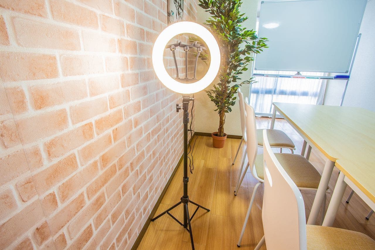 【小岩駅1分！14名利用可！】綺麗な室内！WiFi・プロジェクター・ホワイトボード全て無料！ふれあい貸し会議室 小岩Aの写真12