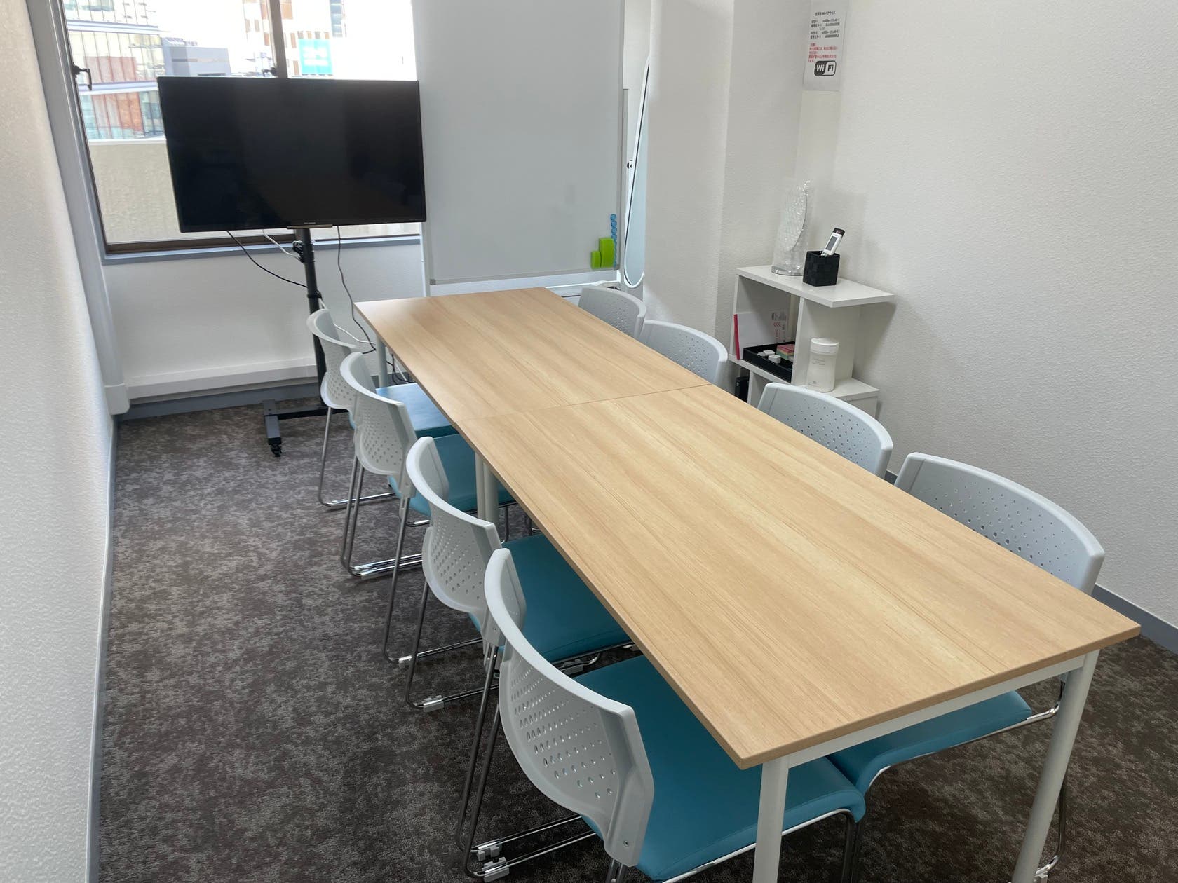 3号店//北口パルコ目の前【ボードゲーム8種類設置】各種教室、会議、商談、面接、研修、撮影、ボードゲーム等に最適な個室スペースの写真5