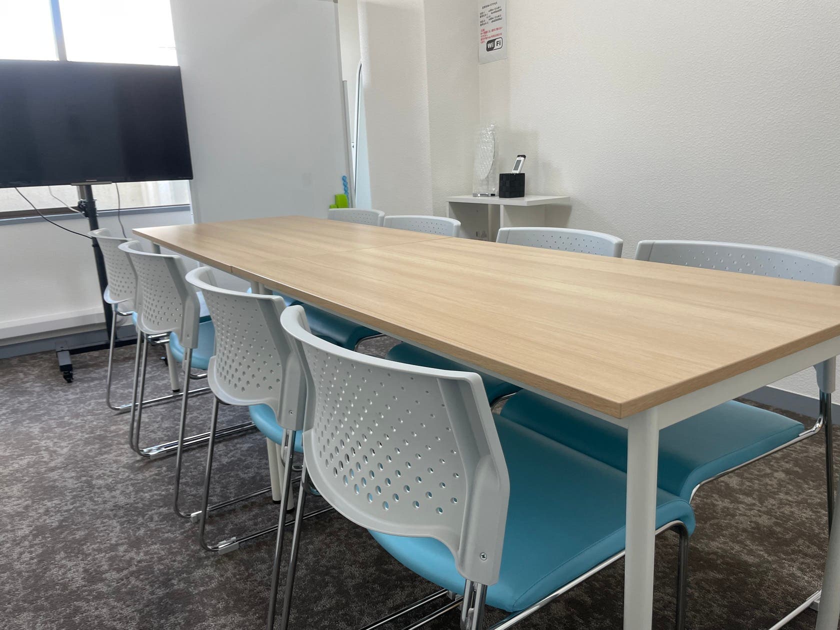 3号店//北口パルコ目の前【ボードゲーム8種類設置】各種教室、会議、商談、面接、研修、撮影、ボードゲーム等に最適な個室スペースの写真9