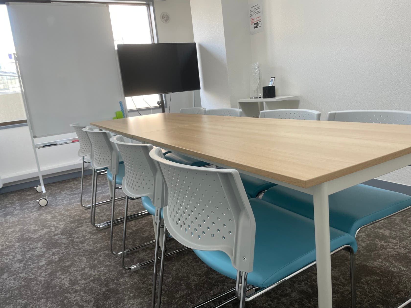 3号店//北口パルコ目の前【ボードゲーム8種類設置】各種教室、会議、商談、面接、研修、撮影、ボードゲーム等に最適な個室スペースの写真25