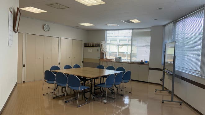 淡路町駅から徒歩2分。会議・懇談スペース。の写真1