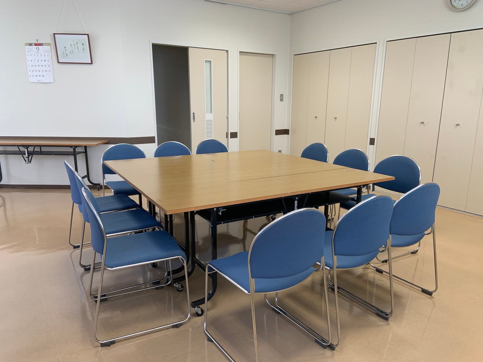 淡路町駅から徒歩2分。会議・懇談スペース。の写真2