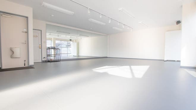 各種レッスンに最適!横浜線大口駅にレンタルスタジオオープン!の写真1