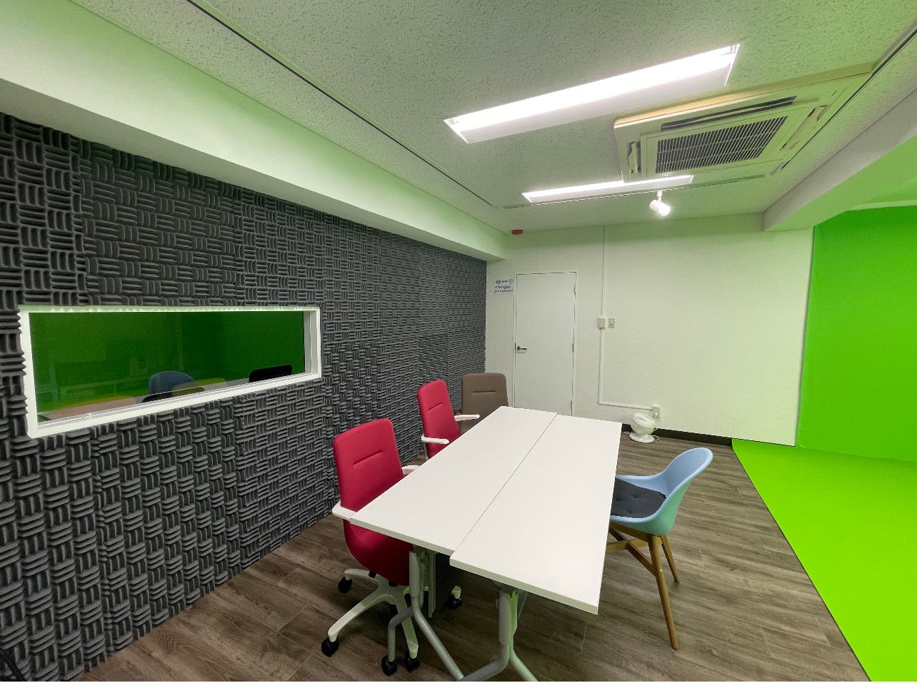 虎ノ門ヒルズの目の前の撮影スタジオの写真4