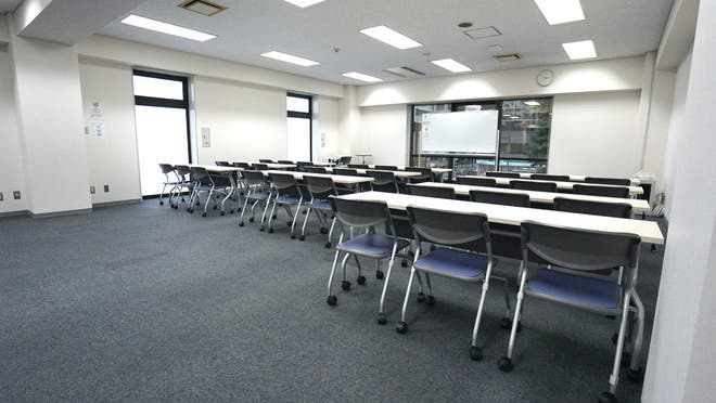 名古屋会議室 ナカトウ丸の内ビル 第1会議室【久屋大通駅より徒歩2分!最大132名様収容可能】の写真1