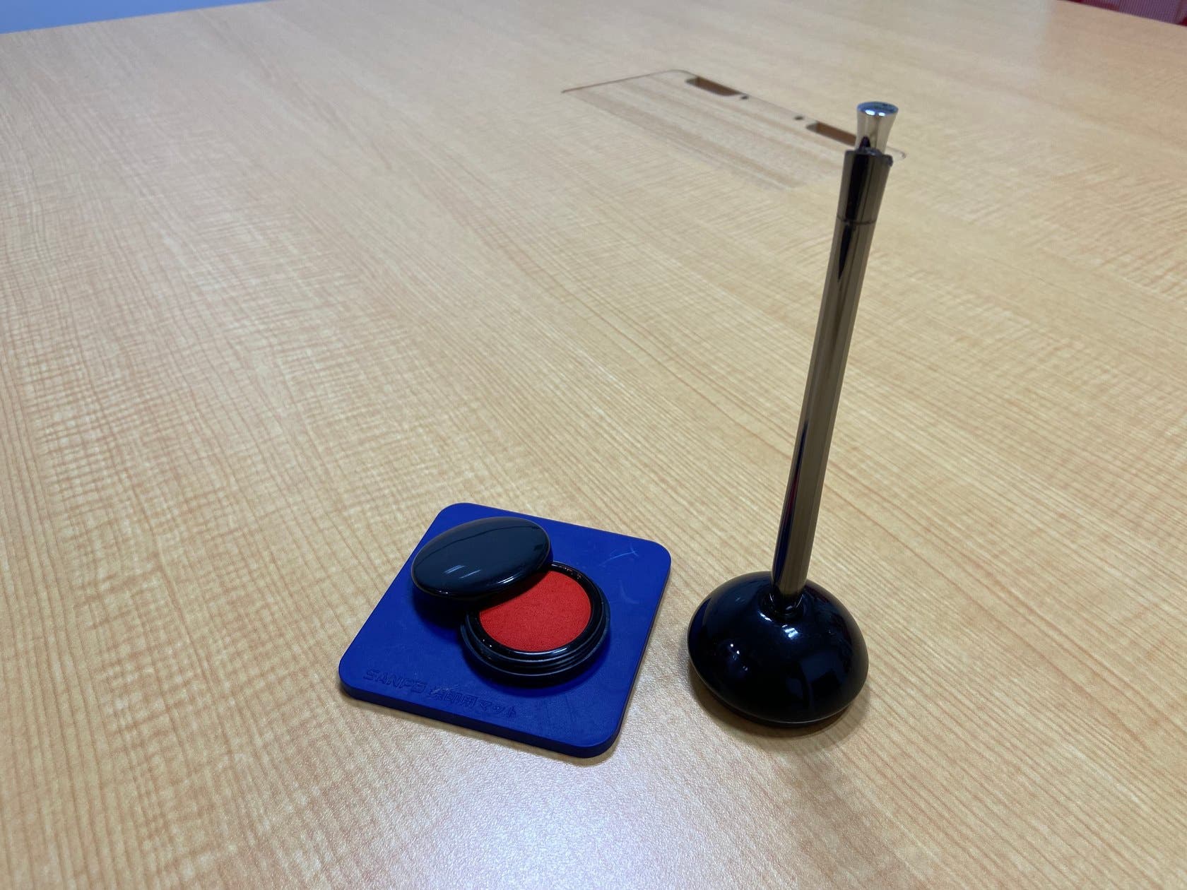 【BIZcircle大阪江戸堀】6名用会議室＃受付スタッフ＃フリードリンクの写真14