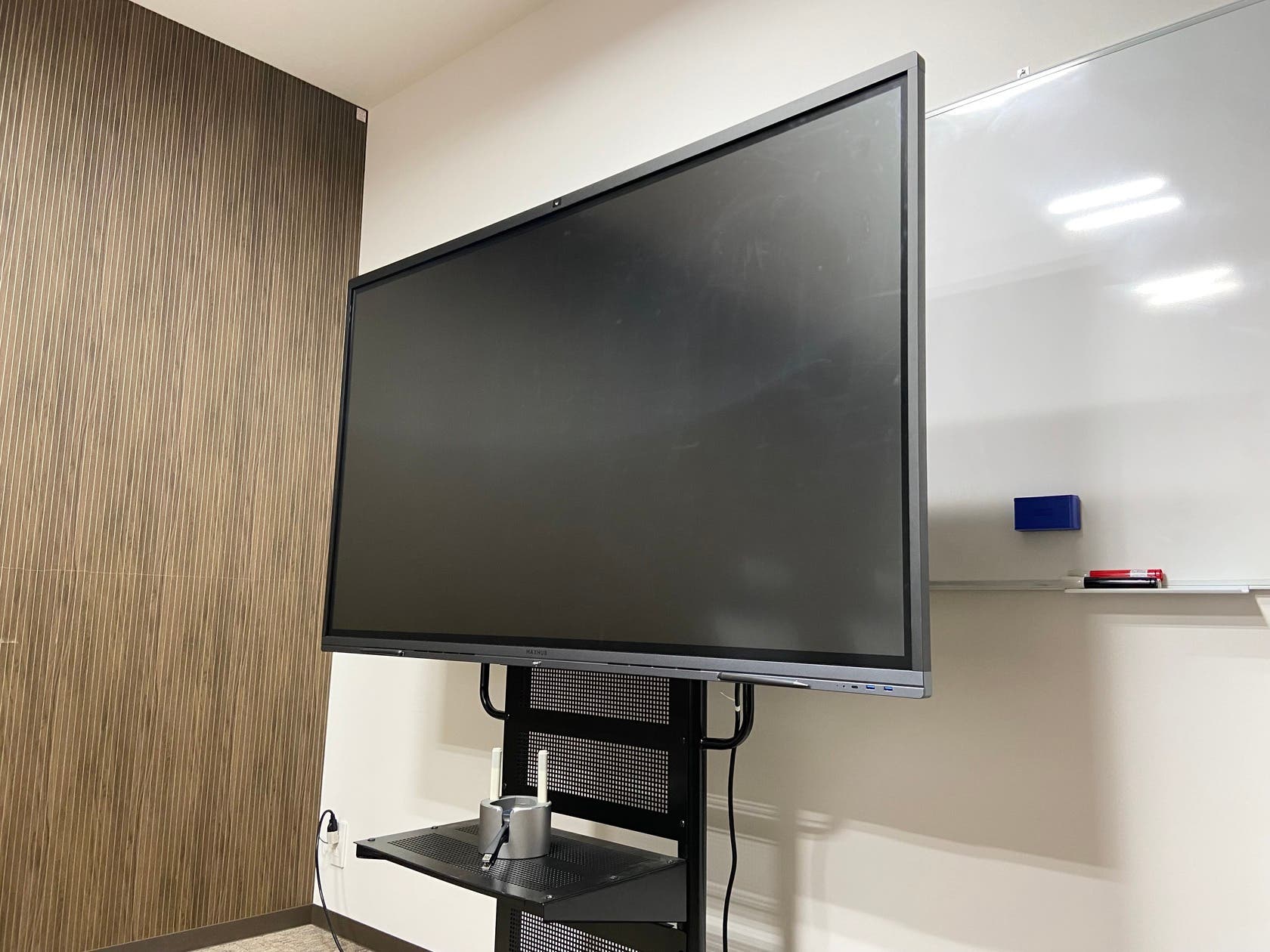 【江戸堀センタービル】肥後橋駅徒歩7分！大型モニター付き8名用会議室の写真10