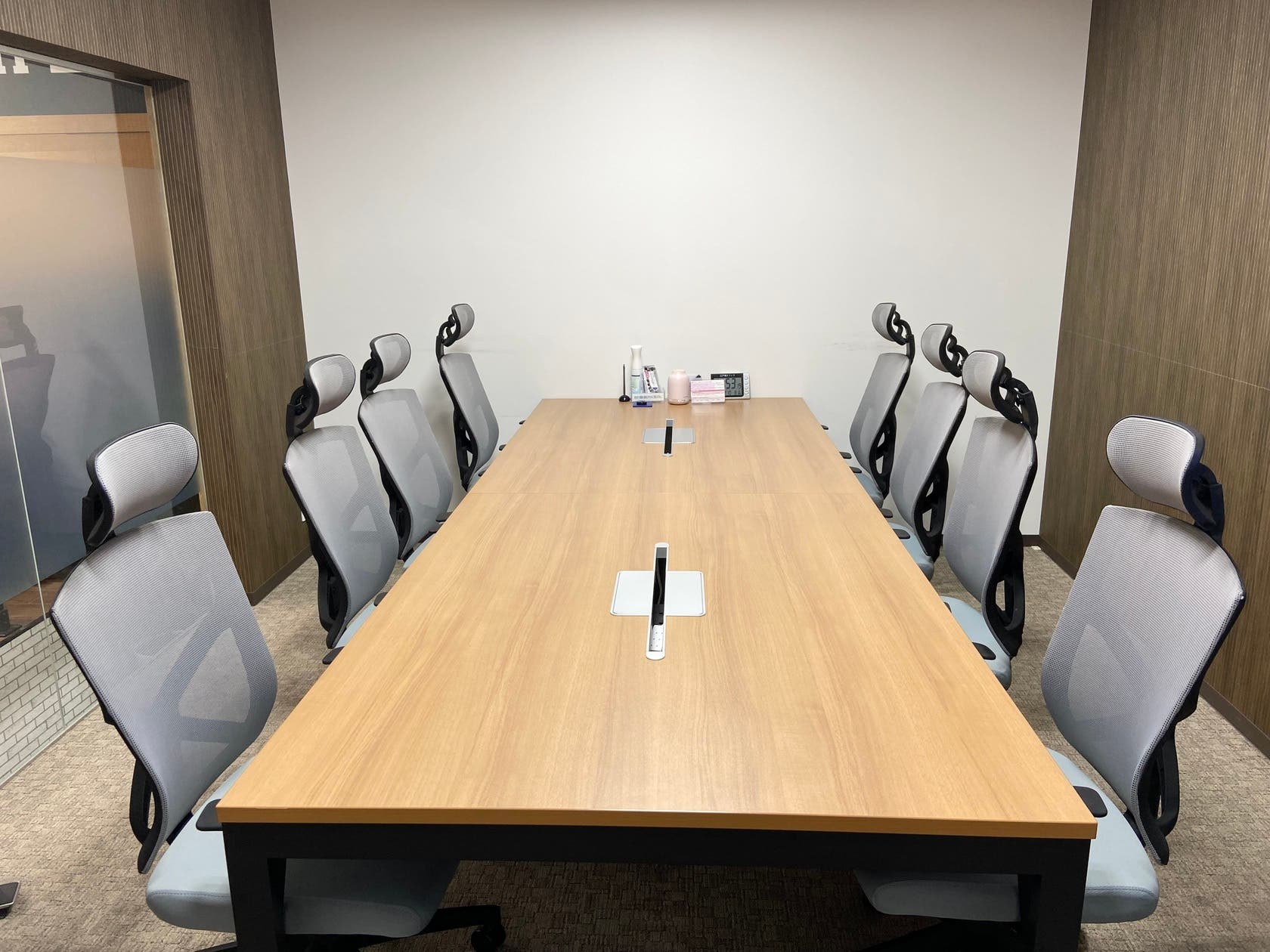 【江戸堀センタービル】肥後橋駅徒歩7分！大型モニター付き8名用会議室の写真12