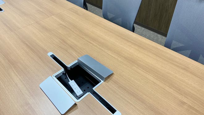 【江戸堀センタービル】肥後橋駅徒歩7分!大型モニター付き8名用会議室の写真15