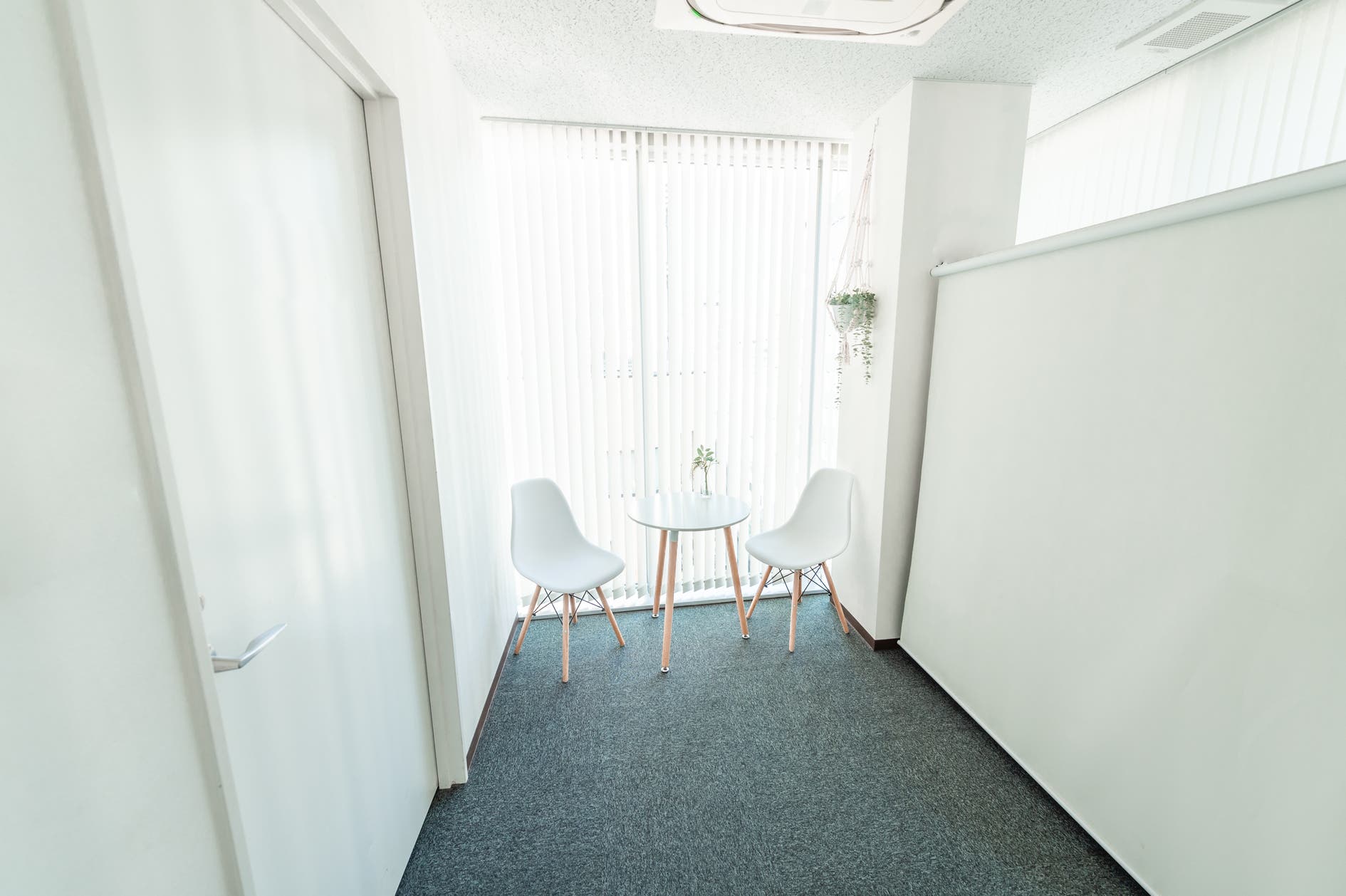 【銀座スタジオルアン・地域最安】プロジェクター・控室あり！プロ機材で配信・映画鑑賞🎥カラオケ🎤飲食（持込可）🍳音楽live🎵の写真7