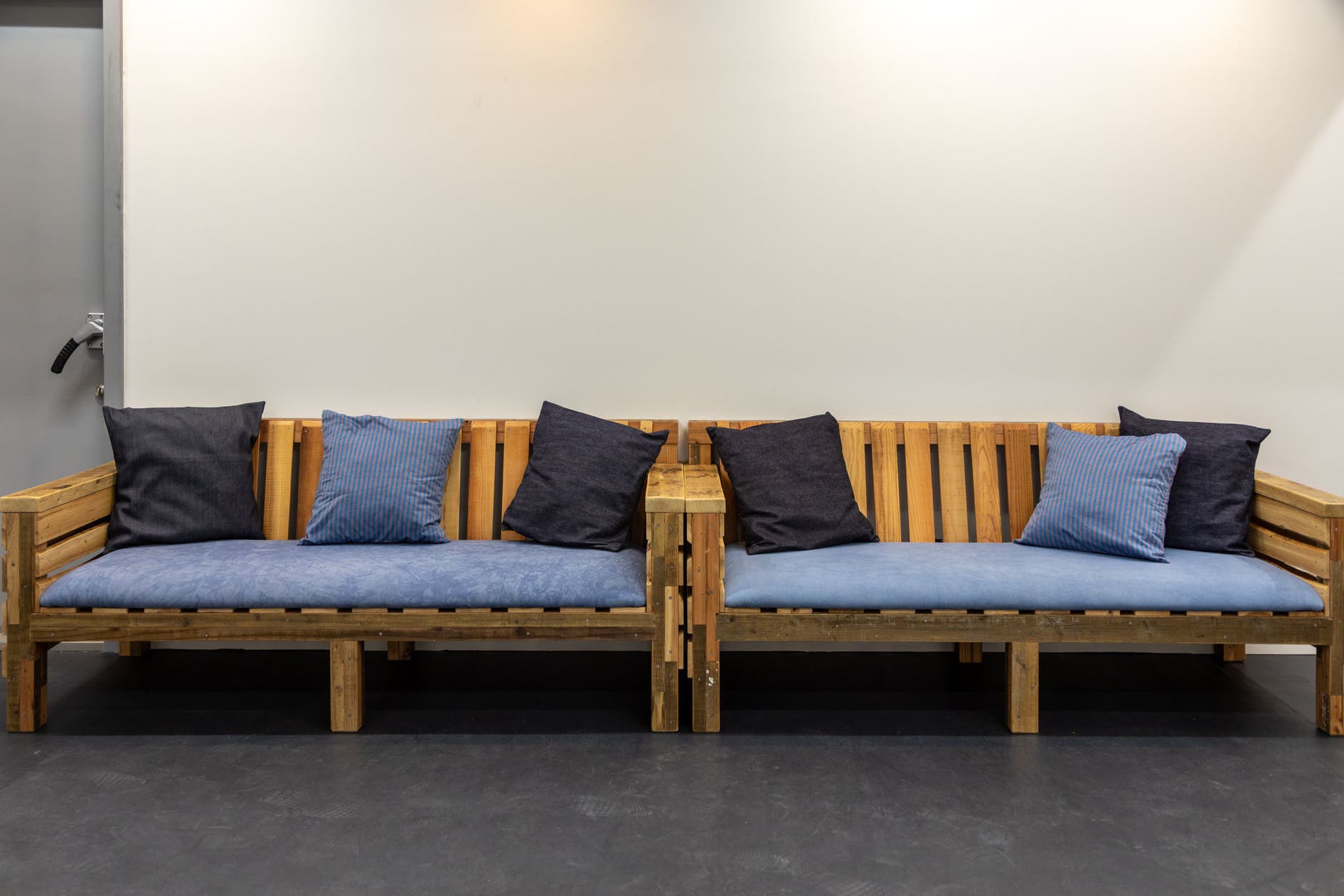 【JR赤羽駅徒歩3分】撮影イベント打ち合わせ等多目的にご利用いただけるレンタルスペース ※2025/12/31営業終了の写真6