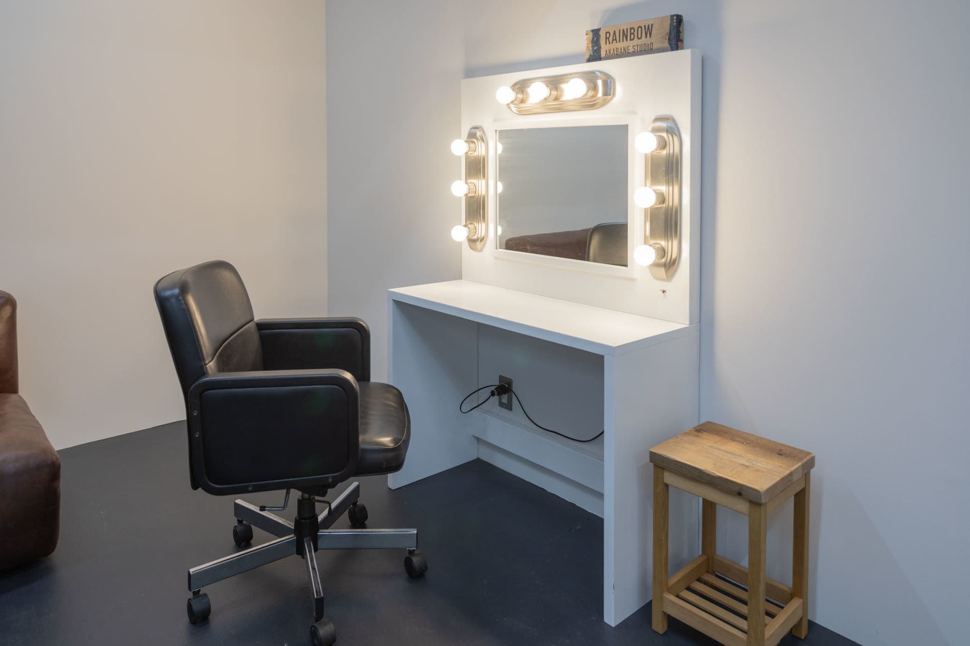 【JR赤羽駅徒歩3分】撮影イベント打ち合わせ等多目的にご利用いただけるレンタルスペース ※2025/12/31営業終了の写真5