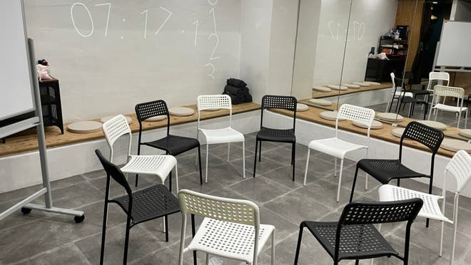 元町駅徒歩1分!室内楽器の演奏も可能なダンススタジオ!サロン・撮影スタジオ・セミナー利用も可能!の写真3