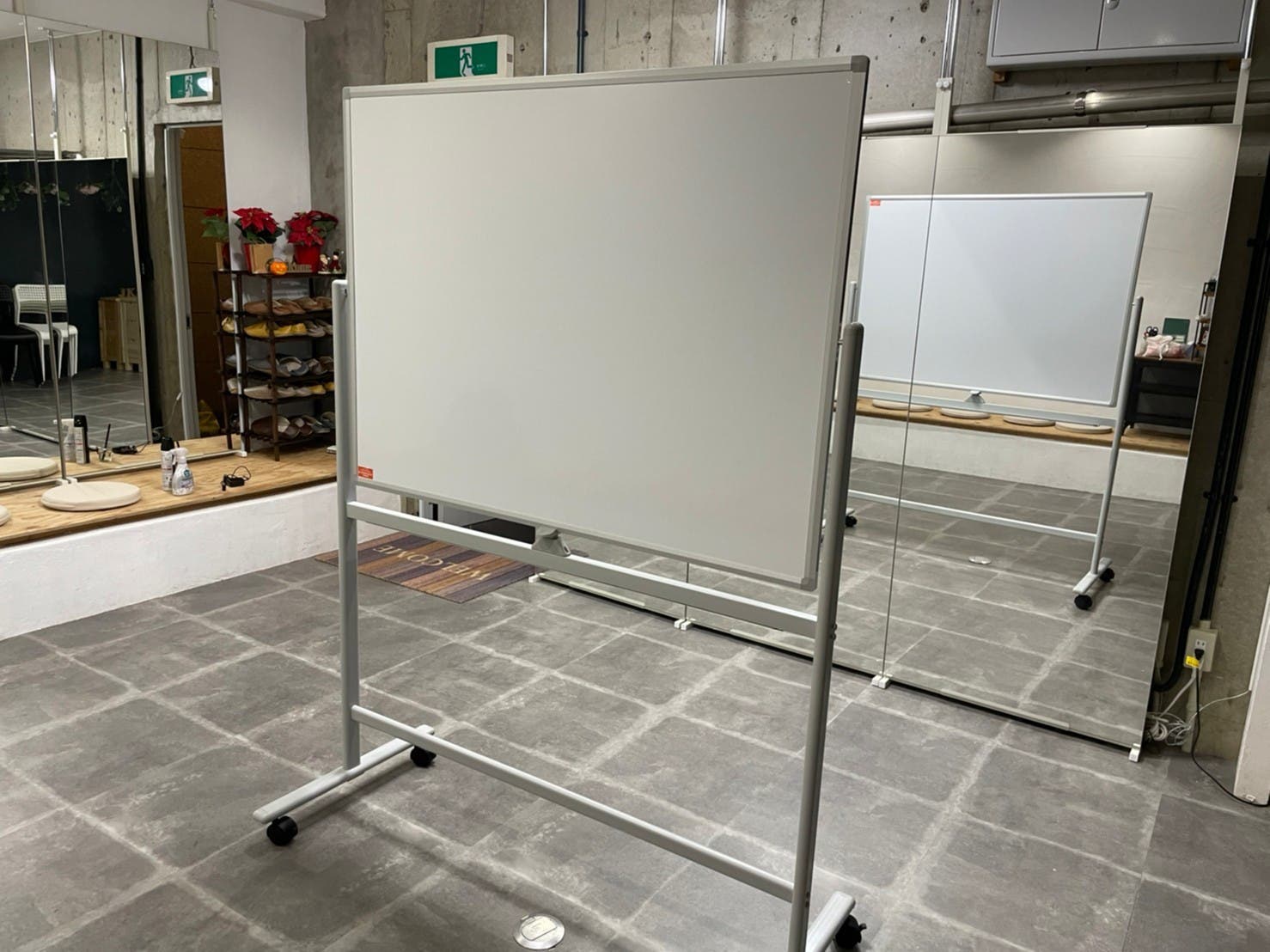 元町駅徒歩1分！室内楽器の演奏も可能なダンススタジオ！サロン・撮影スタジオ・セミナー利用も可能！の写真22