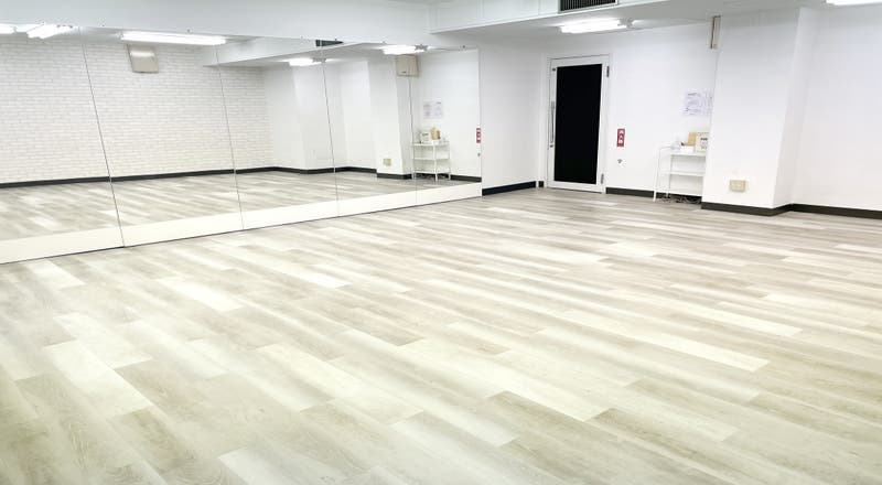 ⭐️エディオン本店すぐ裏にOPEN⭐️ダンス・ヨガ等に最適！24時間利用可能★Wi-Fi・ヨガマット無料貸出★