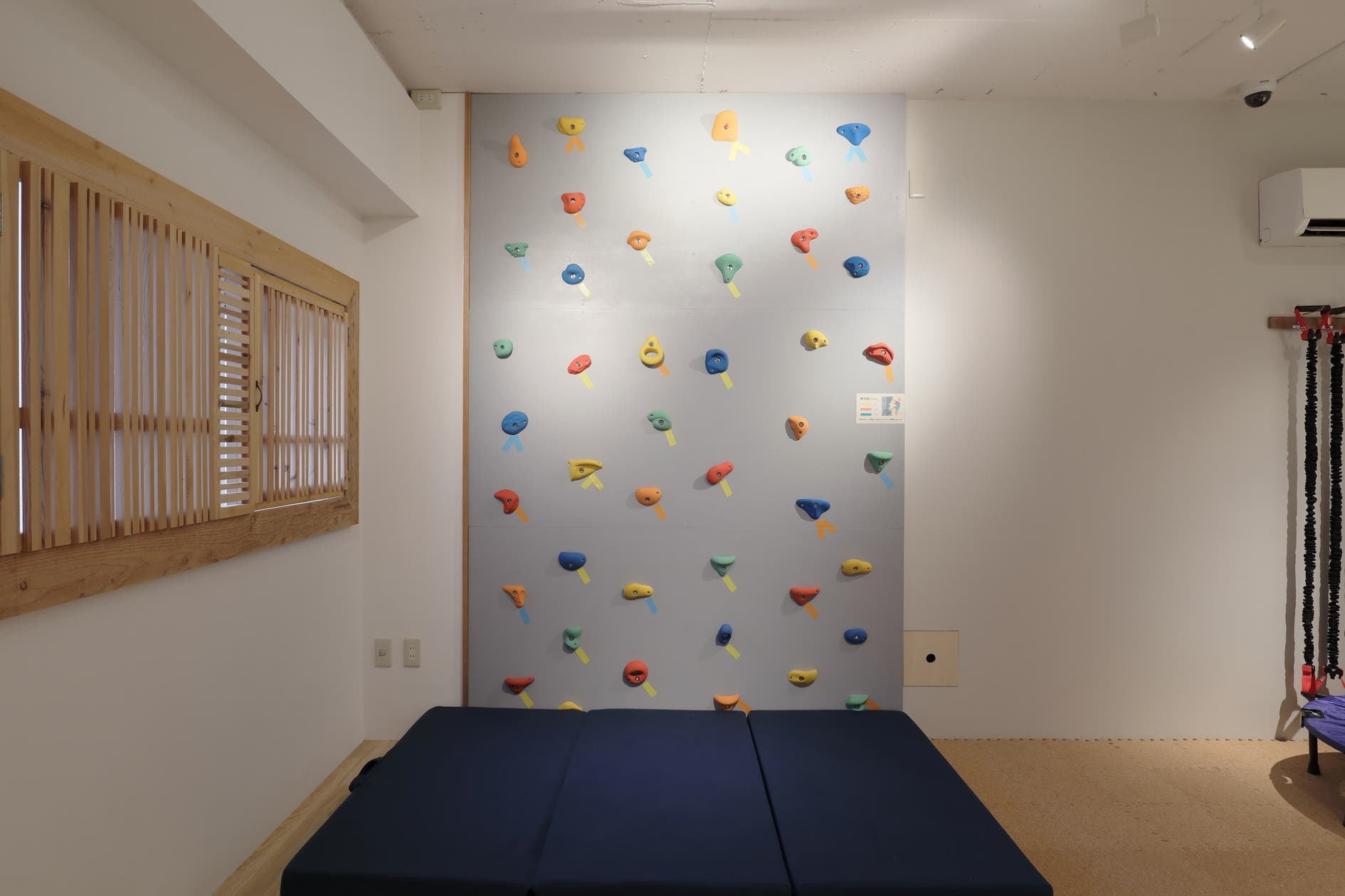 六本木徒歩6分　完全個室の貸切型GYM　50㎡の広々スペース　充実の設備の写真7