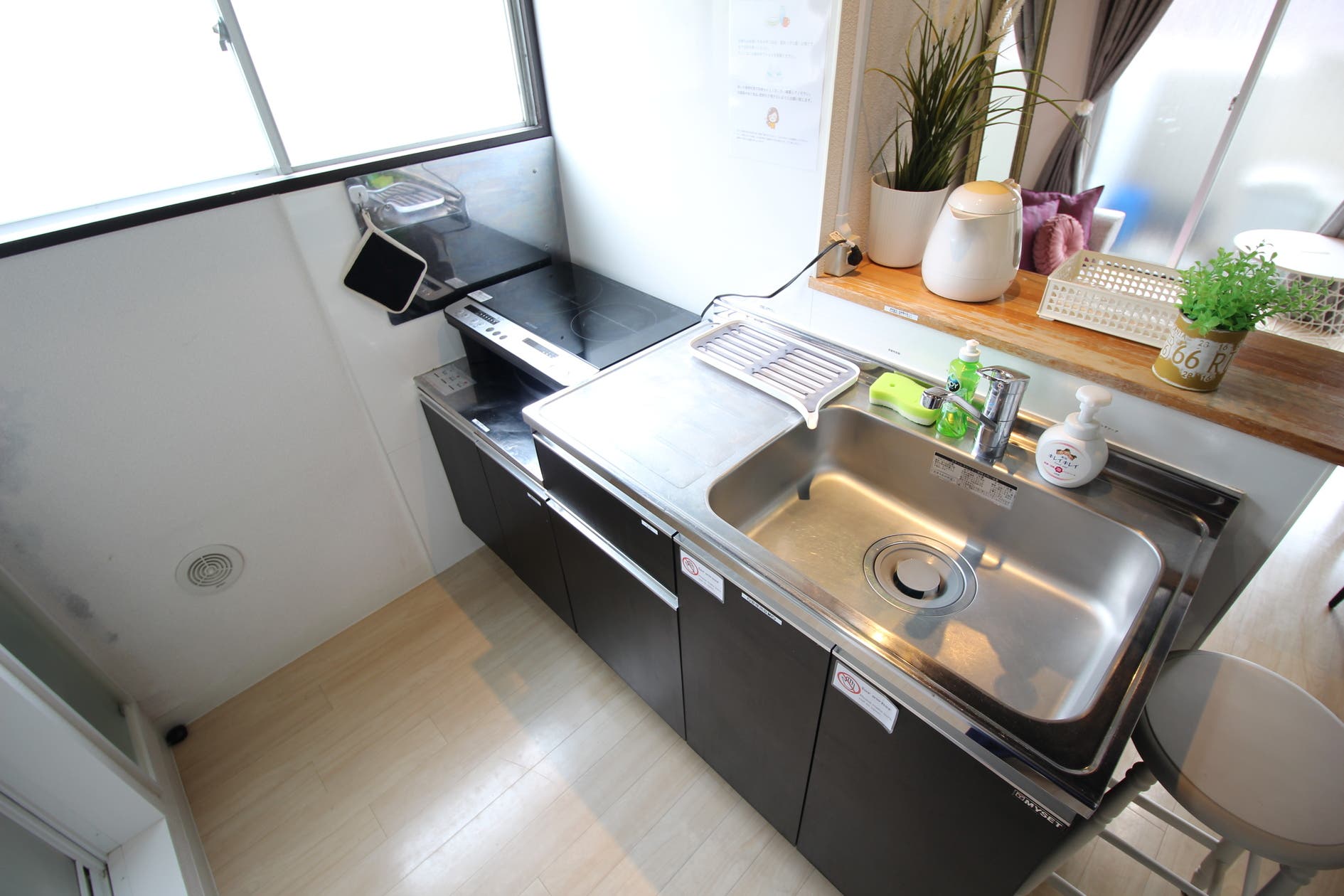 パーティ🌈自然光◎明るい三面採光✨隠れ家的な5Fアクセス簡単！駅西口C6徒歩4分💫24時間貸切ルーム【アイリス池袋】の写真7