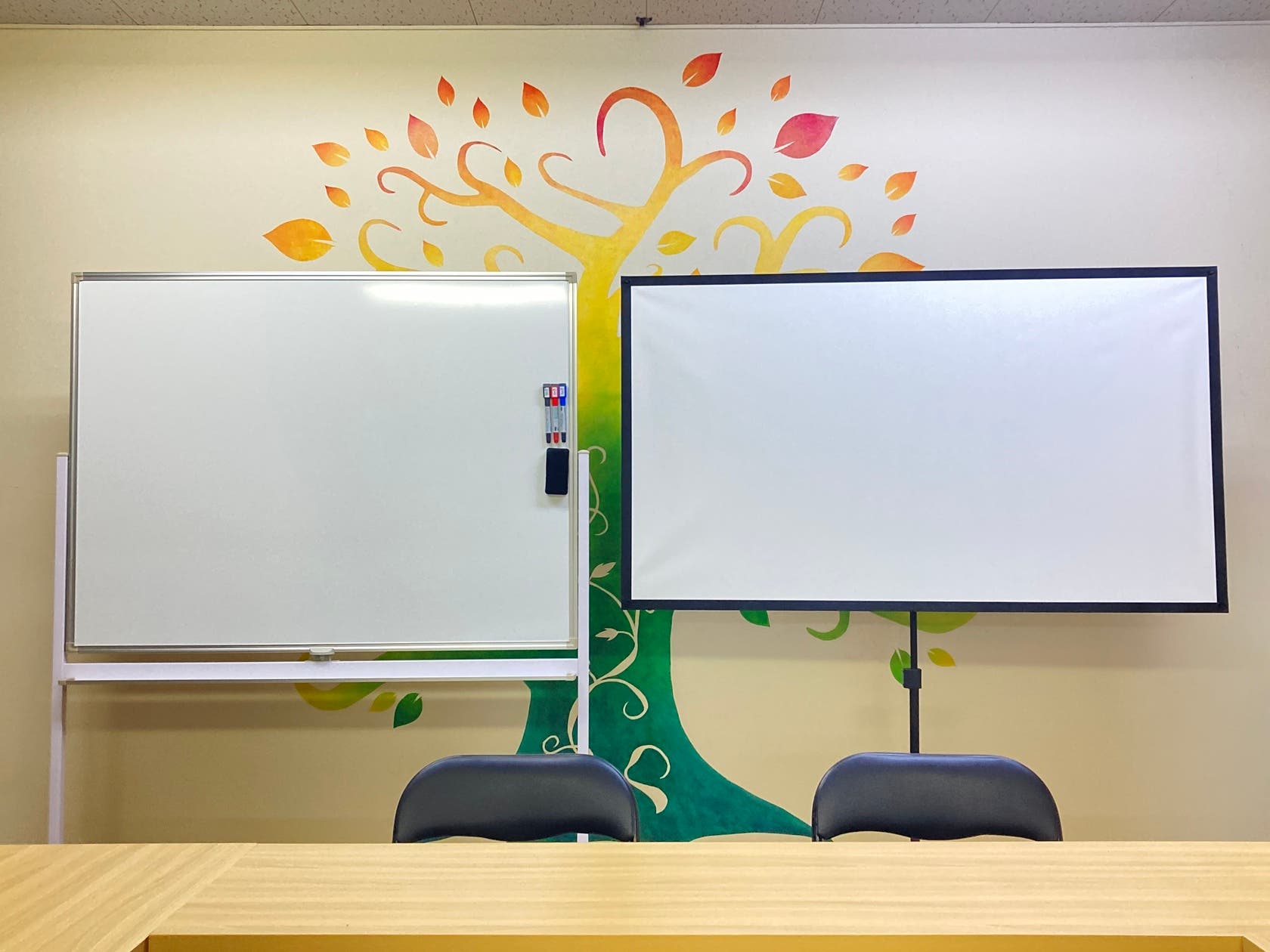 【近鉄奈良駅徒歩1分】ダンスができるレンタルスタジオ/鏡面2面（4.5mと2.7m）/フローリング/ダンス、ヨガ、会議室等の写真23