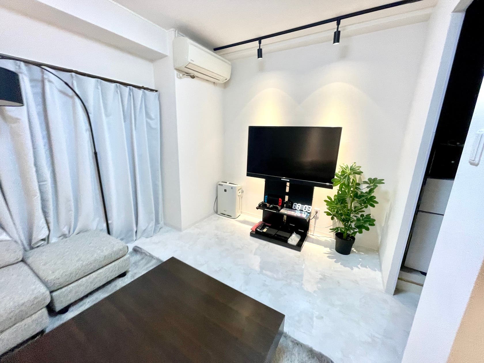 【なんば駅5分】超大人気ゲーム🎮ボドケ🎲Netflix🌻スポーツ観戦⚽️映画鑑賞🍿デート💏パーティー【SS心斎橋】の写真14