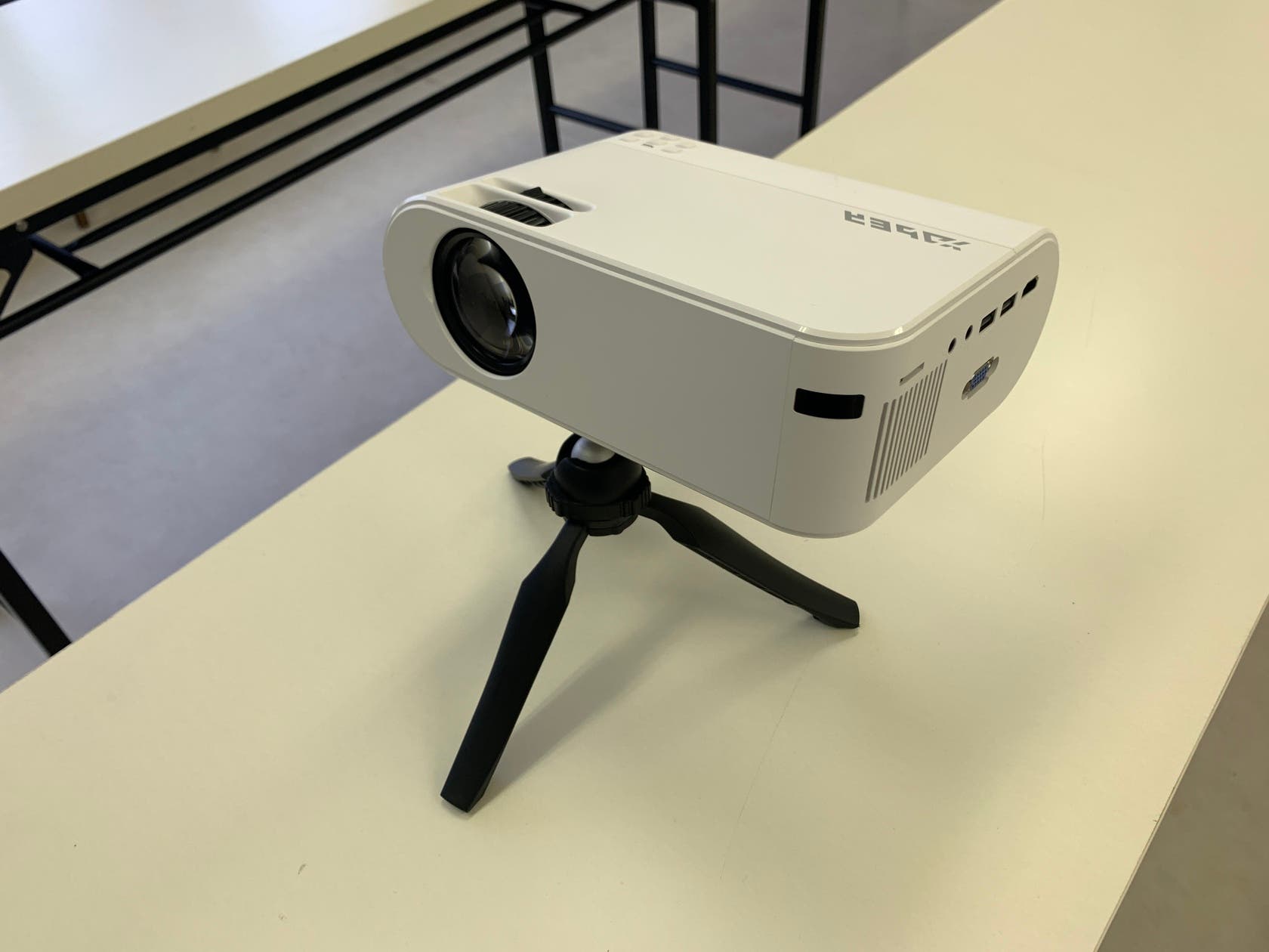 プチリニューアル。控室あり。自然光がたっぷり入る使いやすいシンプルな撮影スタジオ。の写真23