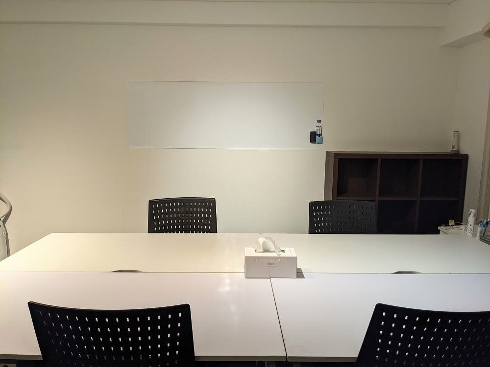 【秋葉原から6分・浅草橋から4分】Wi-Fi・ホワイトボード・モニター全て無料！最大着席人数7名！綺麗/明るい/ゆとりのある空間の写真8