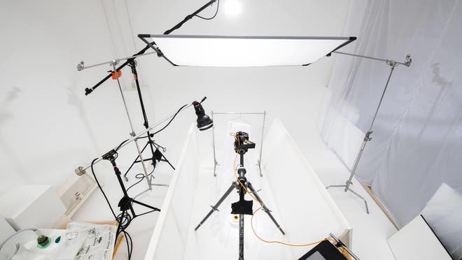 池袋エリアの広々白ホリスタジオ 天井高く、背景紙や無料機材も豊富!の写真14