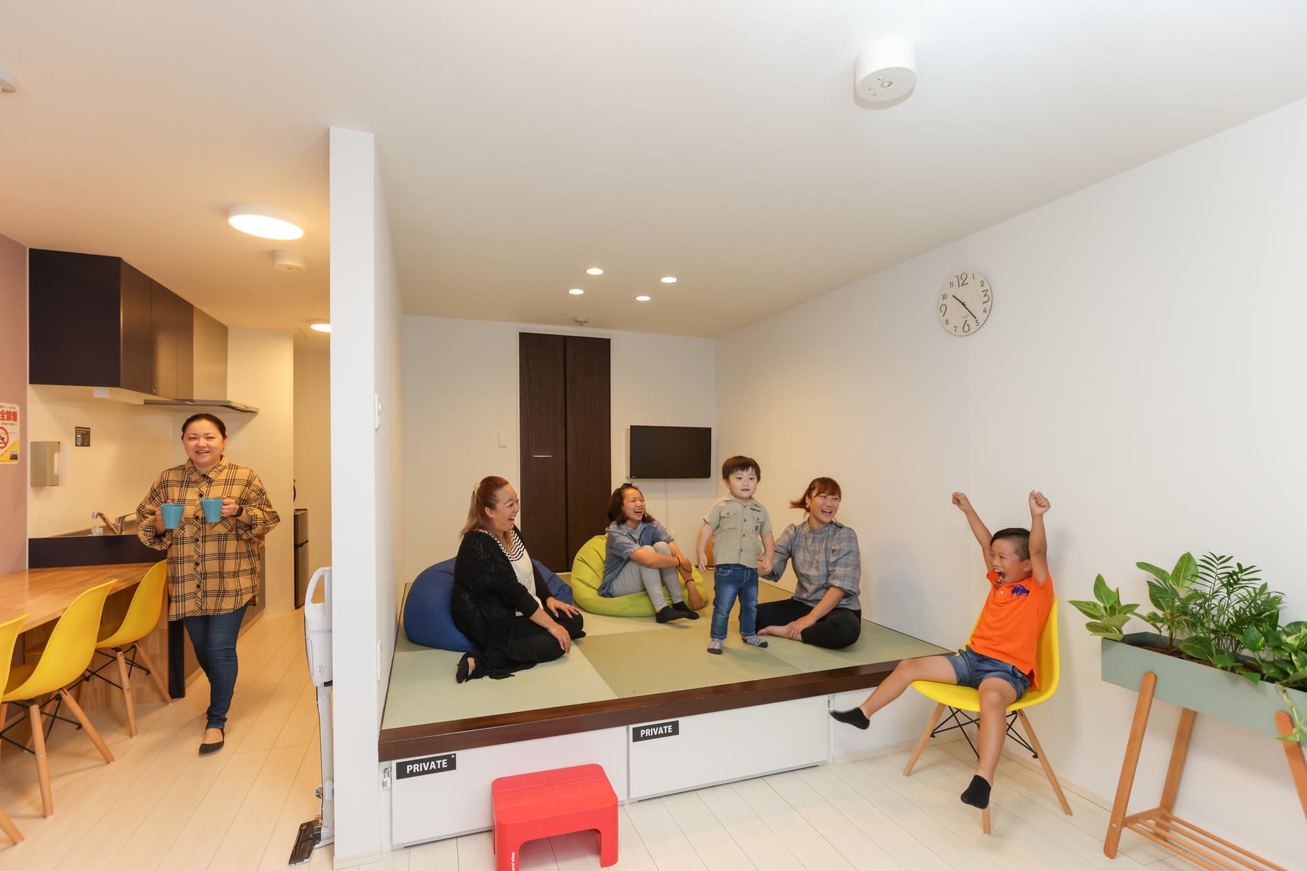 【掃除、ゴミ持ち帰不要】岐阜羽島駅3分　キッチン付き貸切個室40㎡1LDKシアタールーム　カップル、女子会、ママ会、誕生会などの写真8