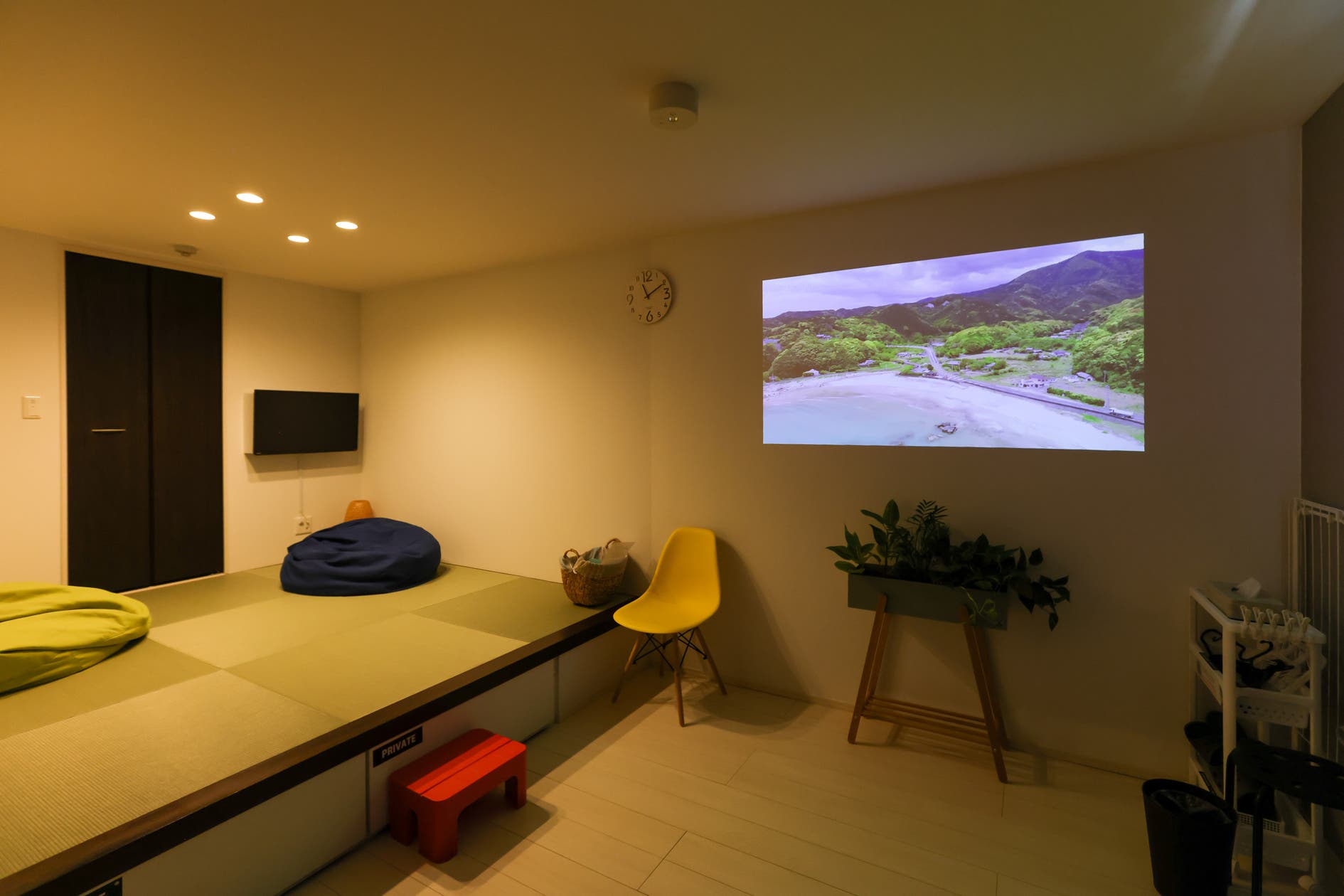 【掃除、ゴミ持ち帰不要】岐阜羽島駅3分　キッチン付き貸切個室40㎡1LDKシアタールーム　カップル、女子会、ママ会、誕生会などの写真4