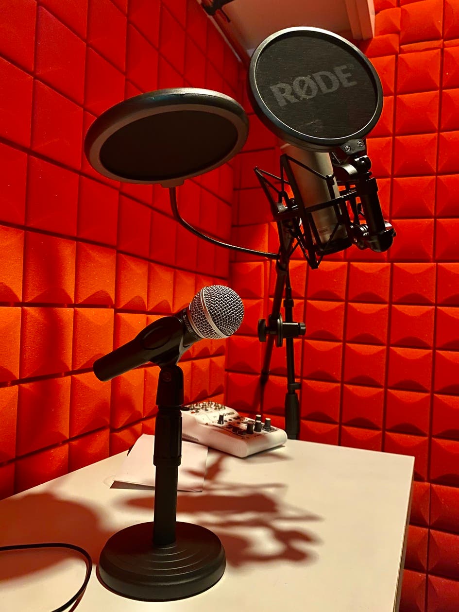 【青山•表参道】撮影スタジオ！グリーンバック•ライト完備！4Kカメラ機材等機材レンタル可の写真2