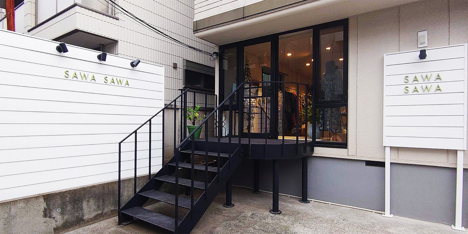 表参道に気分が上がるスペースが誕生！自らもポップアップストアを運営するSAWASAWAのレンタルスペース。の写真2