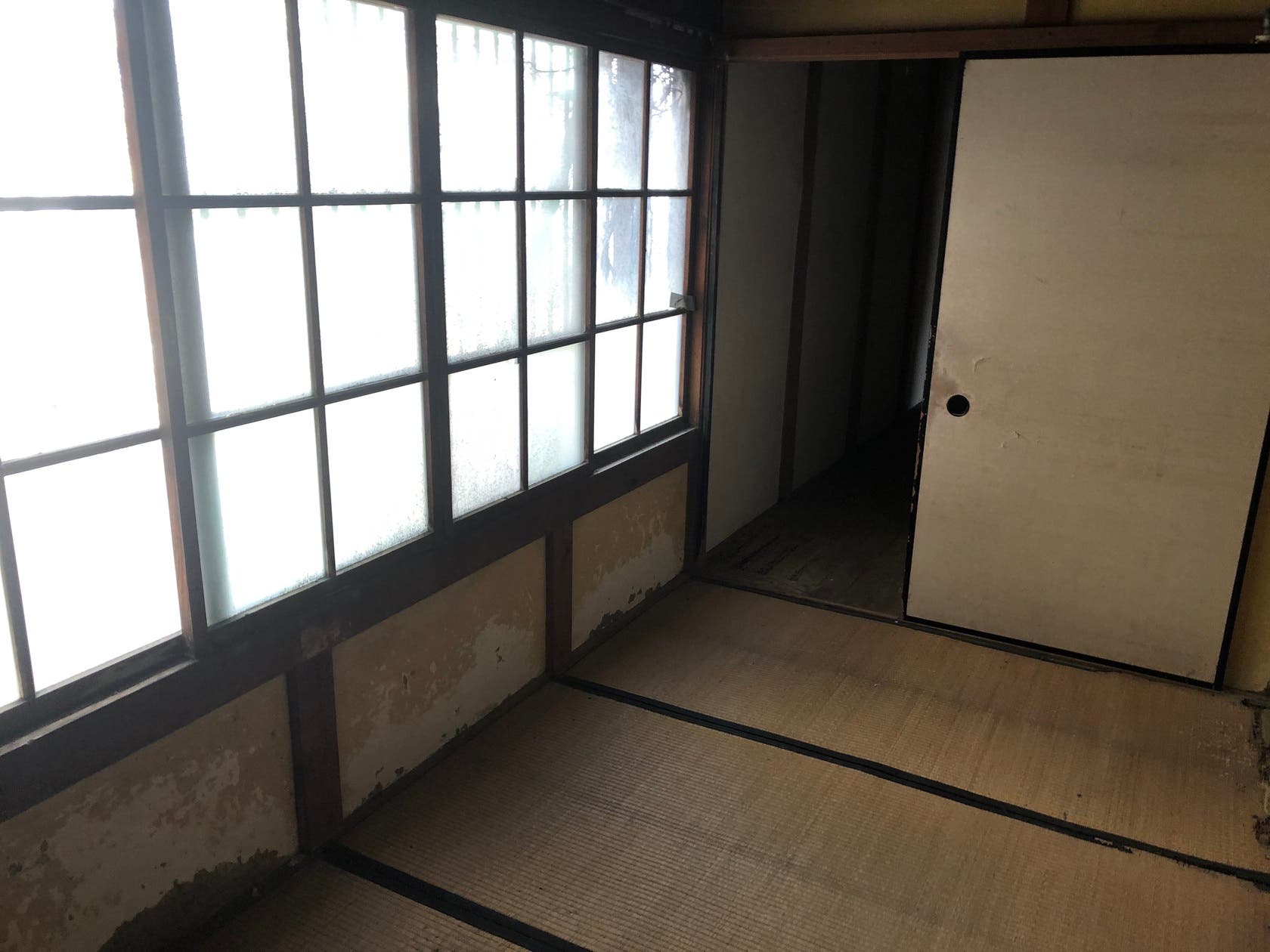 廃墟系古民家丸ごと1棟お貸しします。ポートレート、コスプレ撮影されるあなたへ！の写真6