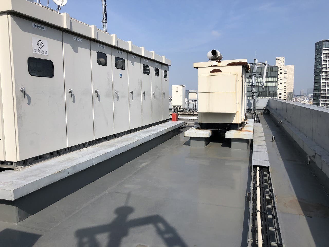 新宿歌舞伎町マンション屋上の写真6
