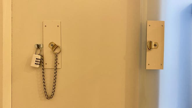 テレワークブース 品川Ⅱ【 品川駅 5分 】設備・備品使い放題♪ 完全個室 ★ 無料 WiFi 駅近!の写真9