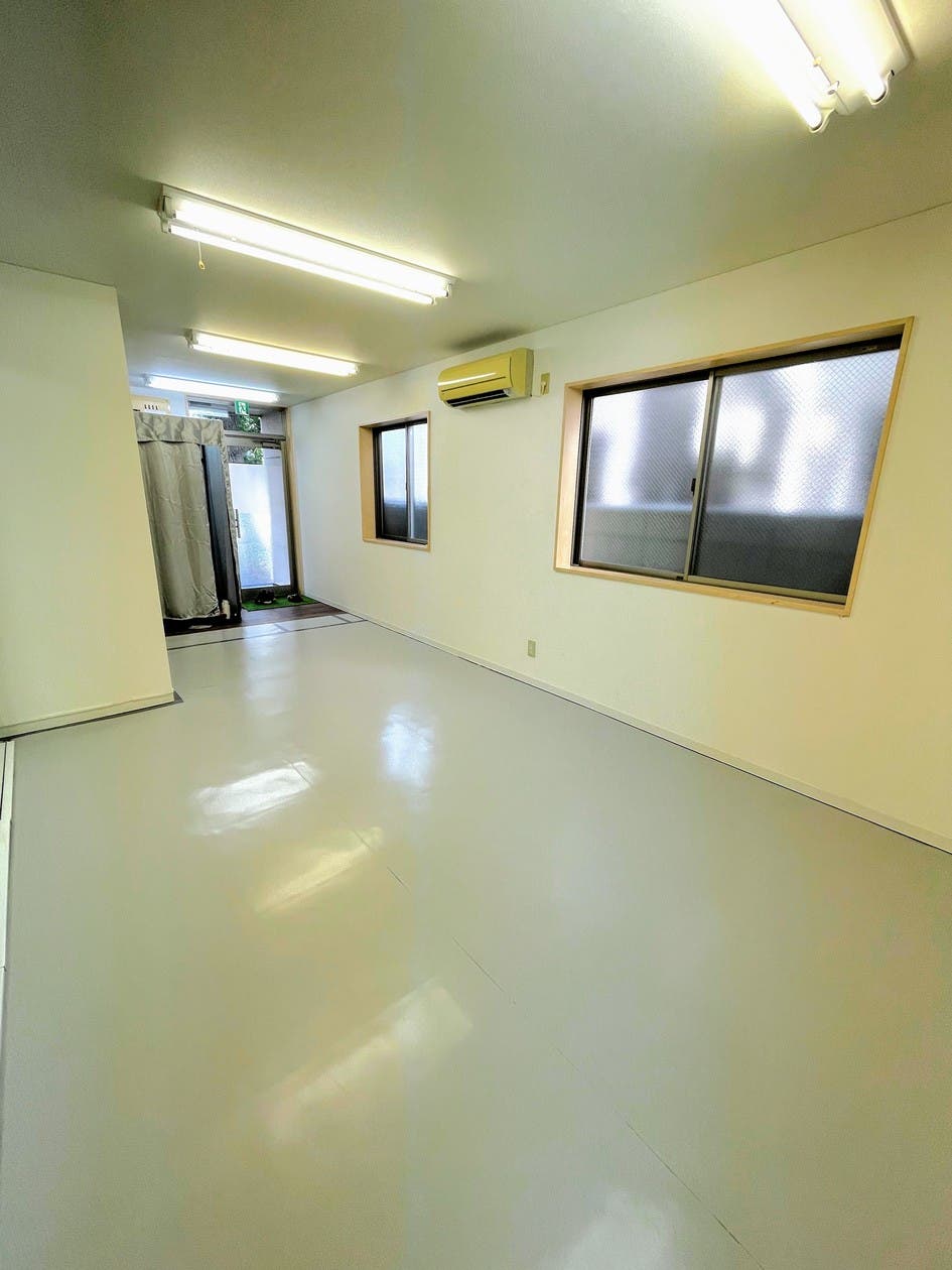 【阿佐ヶ谷】お芝居の稽古・ダンスができる/2.0m x 3.2mの大型鏡　レンタルスタジオ阿佐ヶ谷リノの写真10