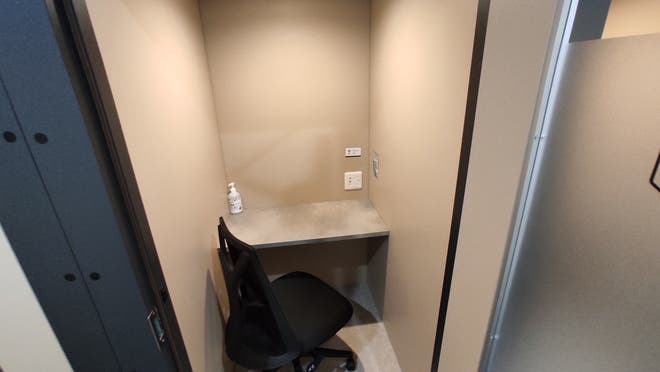 <RemoteworkBOX CERTE店【No.4】>完全個室⭐️Wi-Fi無料!/ 2時間以上の利用でお得!の写真2