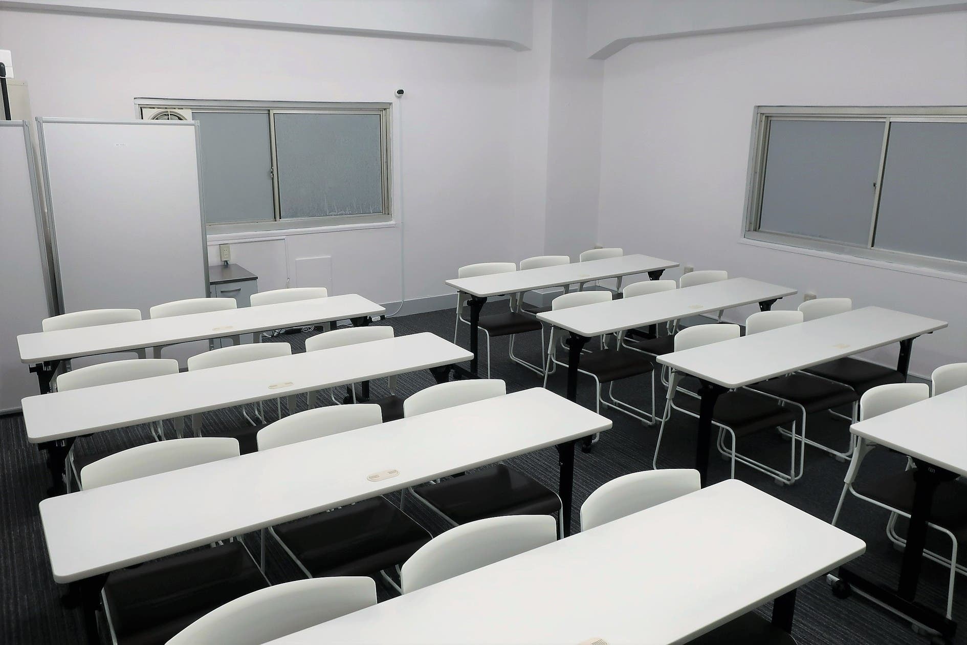 【仲御徒町徒歩45秒】昭和通り PJ/スクリーン/演台/マイク 備品全て無料 会議・研修・打ち合わせ・セミナーなどにおすすめの写真6