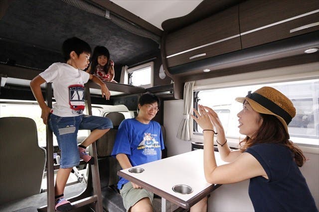 来て、見て、泊まって、遊べる手ぶらde車中泊体験ができる！キャンピングカーレンタルルーム！の写真8