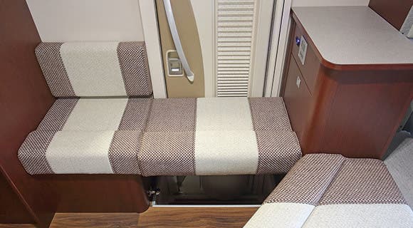 来て、見て、泊まって、遊べる手ぶらde車中泊体験ができる！キャンピングカーレンタルルーム！の写真26