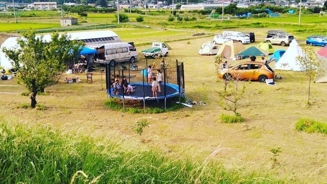 長野県千曲市 農園フリースペース!プライベートキャンプ、バーベキューパーティー、野外イベント、ワークショップ、リトリートなどの写真2