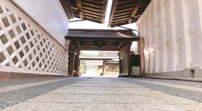 大正ロマン漂う館で特別な写真撮影！江戸時代から続く登録文化財を特別全館プライベート貸切