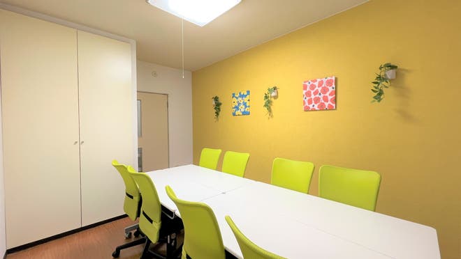 ⭐西国分寺駅1分!14名利用可!⭐55型モニタ/光回線/WiFi/FireTV/施術台全無料!の写真5