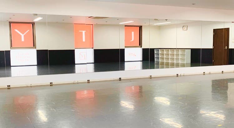 【YTJ京田辺スタジオ】松井山手駅徒歩1分・鏡張りのダンスやレッスンに最適なスタジオです