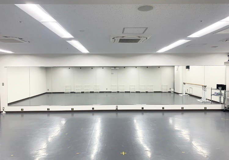 【YTJ八王子スタジオ】京王八王子駅徒歩1分・鏡張りのダンスやレッスンに最適なスタジオですの写真3