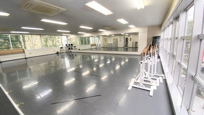 【YTJ戸塚スタジオ】JR戸塚駅徒歩7分・鏡張りのダンスやレッスンに最適なスタジオですの写真4