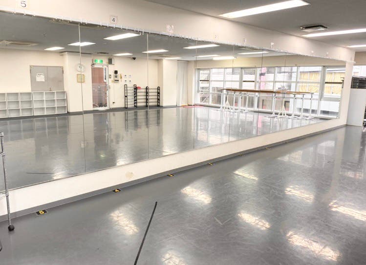 【YTJ戸塚スタジオ】JR戸塚駅徒歩7分・鏡張りのダンスやレッスンに最適なスタジオですの写真5
