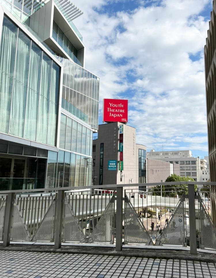 【YTJ枚方スタジオ】枚方市駅中央出口徒歩2分・鏡張りのダンスやレッスンに最適なスタジオですの写真5