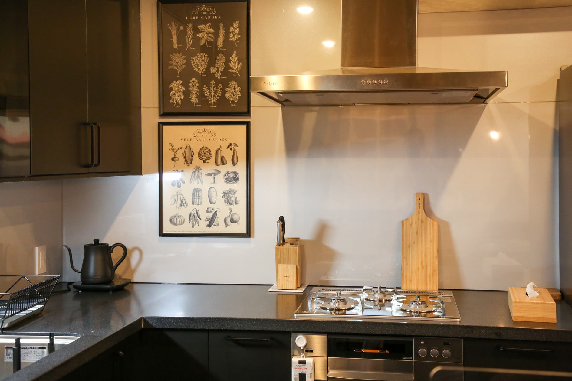 【駒込徒歩8分】間借りカフェOK！キッチン利用OK！/撮影/占い/セッション/パーティ/推し会/大型モニター有/Wi-Fi有の写真6