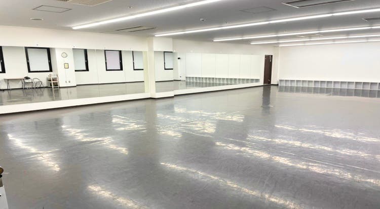 【YTJ原スタジオ】原駅直結・鏡張りのダンスやレッスンに最適なスタジオです